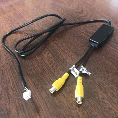 车用头枕屏4针4P转CVBS转换线rca