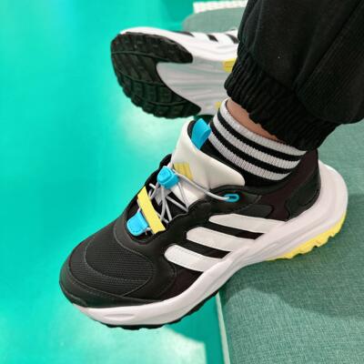 阿迪达斯童鞋懒人鞋扣运动跑步鞋