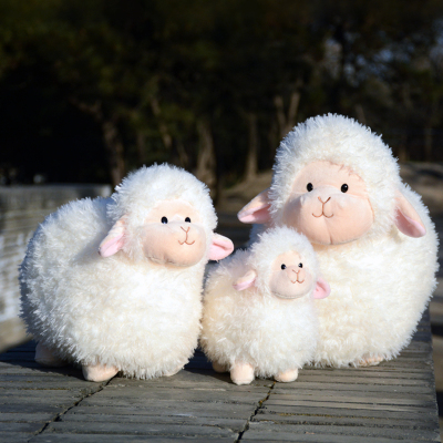 小绵羊公仔毛绒玩具抱抱公仔