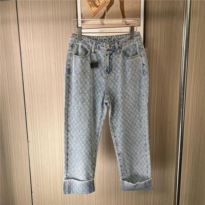 11011撤柜ATU时尚设计款牛仔裤