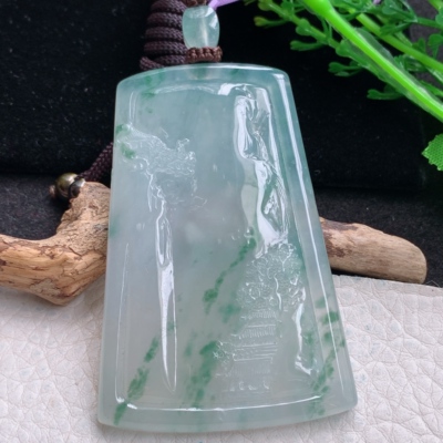 gp实拍69*46.3*6.3翡翠a货精雕冰飘花山水 大好河山玉吊坠 玉挂件