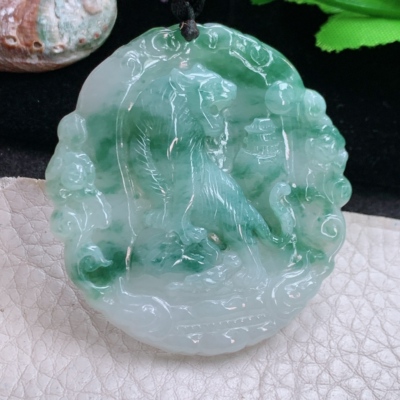 f8实拍52.5*49*5.5精雕缅甸翡翠飘花上山虎项坠 生肖老虎玉吊坠