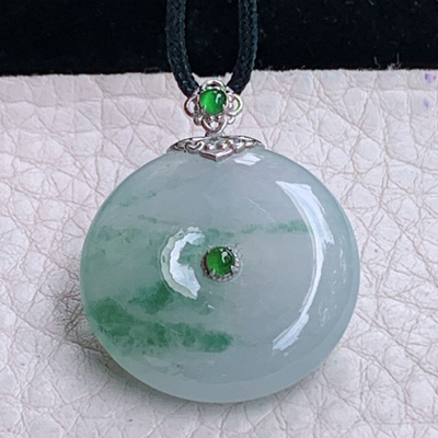 zz3实拍30.5*24.3*6天然缅甸翡翠飘花平安扣吊坠 镶金玉扣锁骨坠