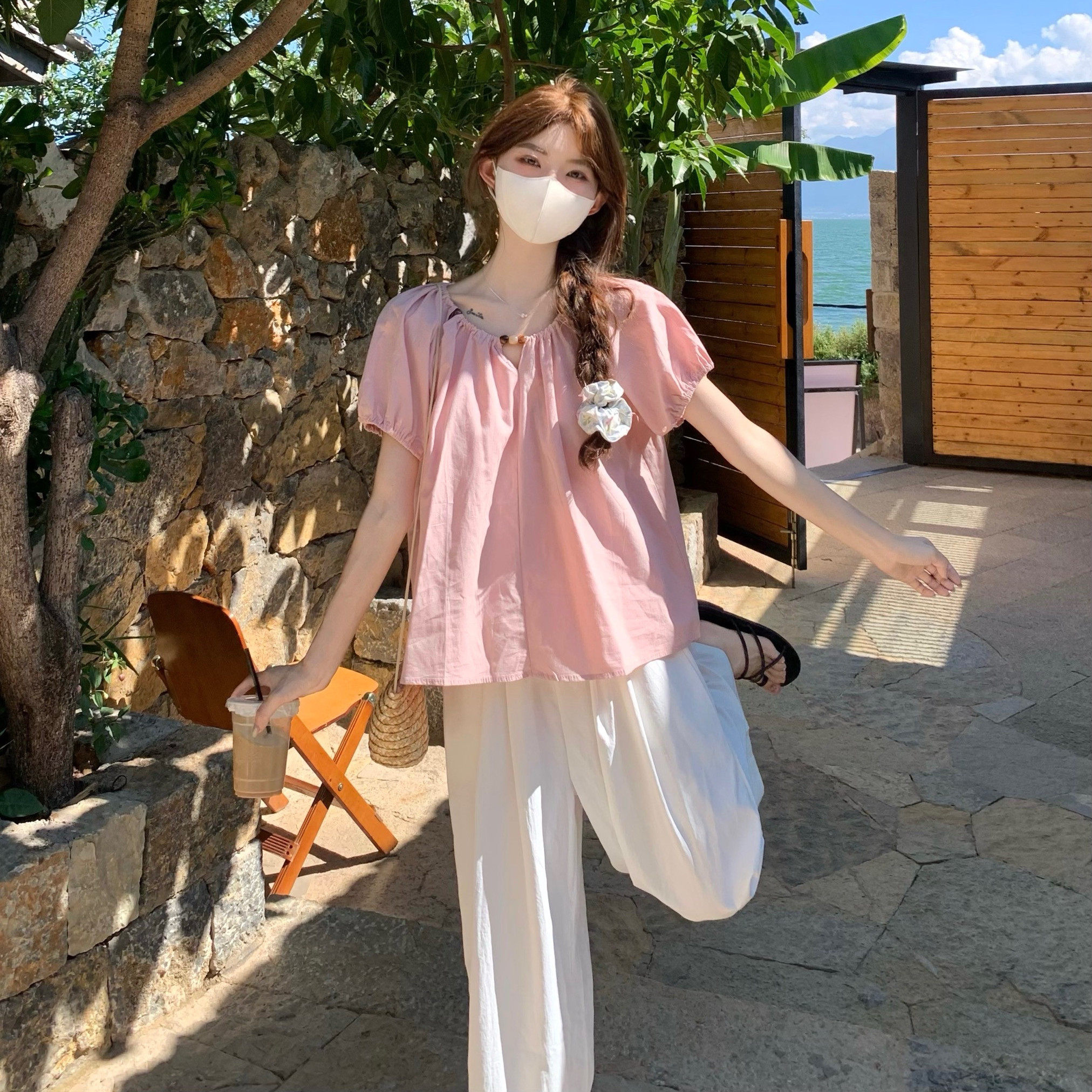 粉色短袖上衣女夏多巴胺时尚套装独特法式娃娃小衫泡泡袖短款衬衫