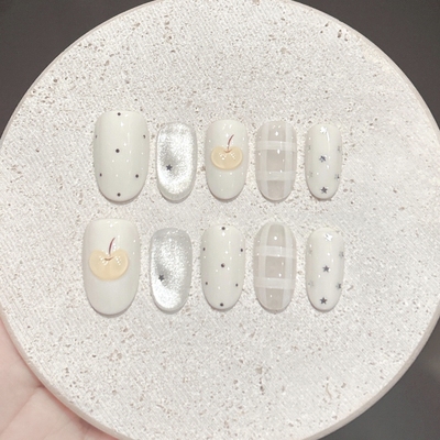 奶油白苹果格纹细闪猫眼穿戴甲