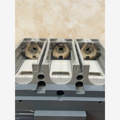 施耐德塑壳断路器3P400安空气开关 NSE400N 400 维修/咨询