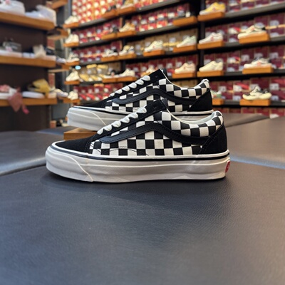 范斯vans premium old skool低帮黑白棋盘格帆布鞋VN000D56BZW