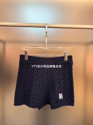 UTUH 2025秋冬新款时尚休闲显瘦百搭藏蓝色针织短裤