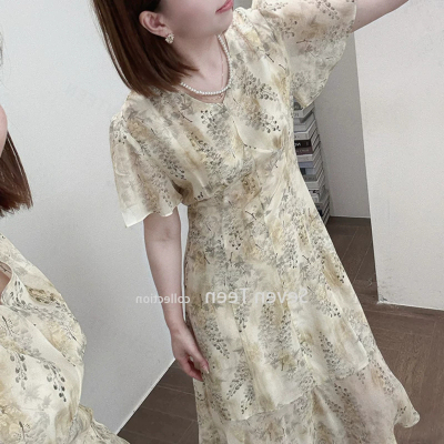 桑蚕丝裙子进口碎花v领连衣裙