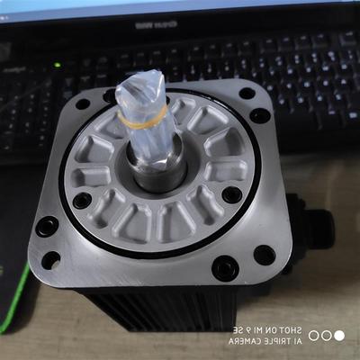 议价SGMG-09V2AB安川伺服 原装 质保一年 现货销售 欢迎