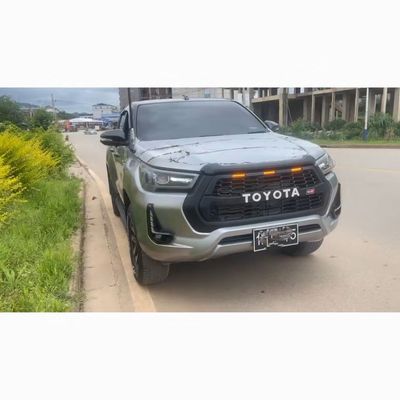 适用21-25年海拉克斯HILUX REVO皮卡改装GR款中网带灯前脸装饰网