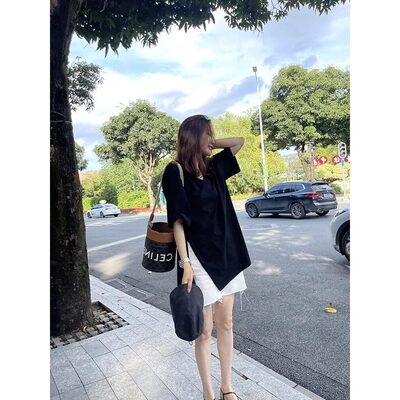 十三行韩系个性侧开叉V领T恤女