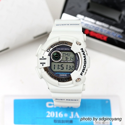 卡西欧限定极地蛙人腕表