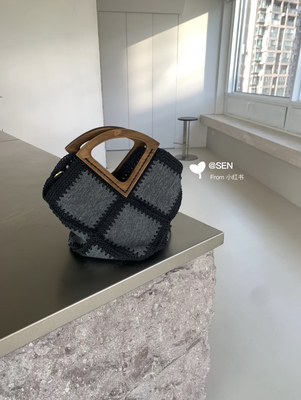 Toxic F ｜有毒植物 菱格纯手工钩花木质手柄手拎包