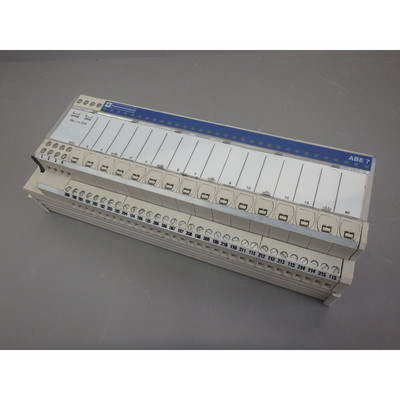 ABE7H16F43 - Telemecanique - ABE7-H16F43/Baseplate Connectin