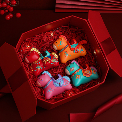 马年马上发财手机支架摆件送女