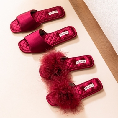 法式仙女风缎面羽毛新娘新郎结婚陪嫁酒店室内防滑配晨袍家用拖鞋