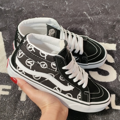 Vans Sk8-Mid VN0A391F2C7 黑白满印V标中帮男女休闲滑板鞋