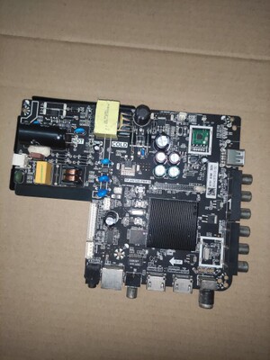 三洋32CE5220H2智能网络电视主板：TP.HV320.PB818兼容多种屏