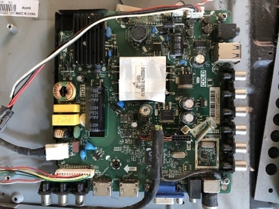 原装熊猫电视主板LE39D59SA 型号TP.VST69D.PB83 匹配屏幕LC390TU