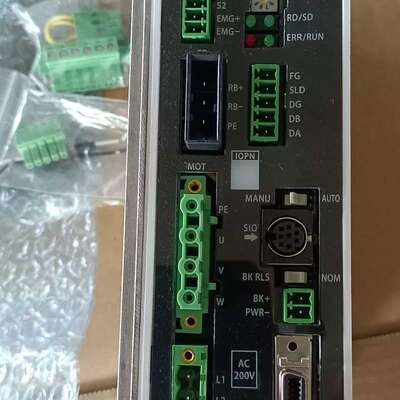 议价IAI伺服驱动器SCON-C-601-CC-0-2 工可维修