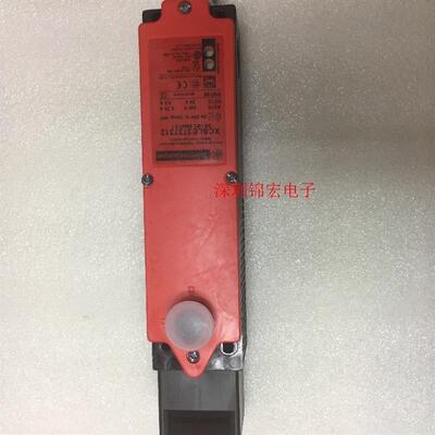 供应德国安全开关XCSLE3737312,DC24V电磁锁定安全门开关询价