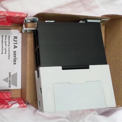 全新瑞士佳乐固态继电器RJ1A60D30E保证正品原装 现货询价