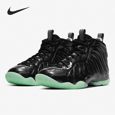 耐克春季系带中帮休闲运动鞋