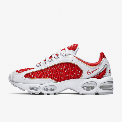 耐克男士休闲透气运动鞋