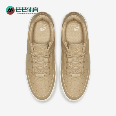 耐克女子空军一号经典板鞋