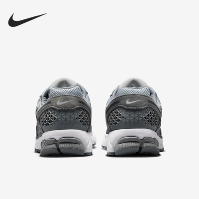 Nike/耐克正品ZOOM VOMERO 5男士减震透气跑步鞋HF1553-003