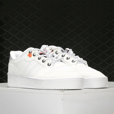 阿迪达斯正品春季fw5256休闲板鞋