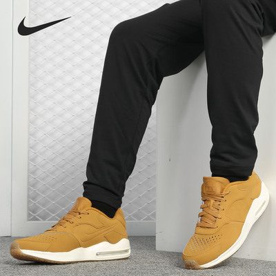 男气垫休闲板鞋Nike/耐克