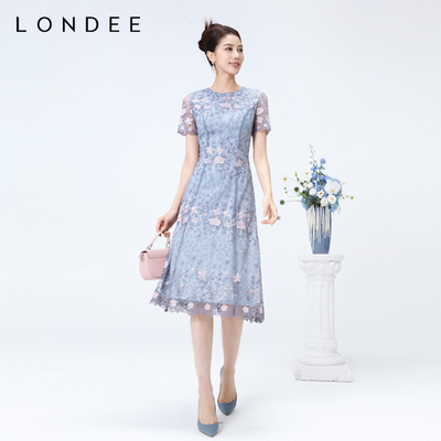 Londee/龙笛时尚设计感气质收腰绝美绣花连衣裙女春夏长裙4S21686