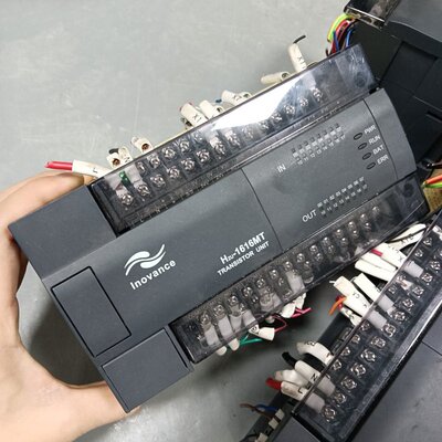 议价汇川PLC＋模块 H2U-1616MT-XPH2U-4AD可维修