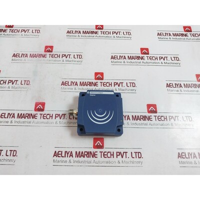 SCHNEIDER ELECTRIC XS7D1A1PBM12 Inductive Proximity Sensor