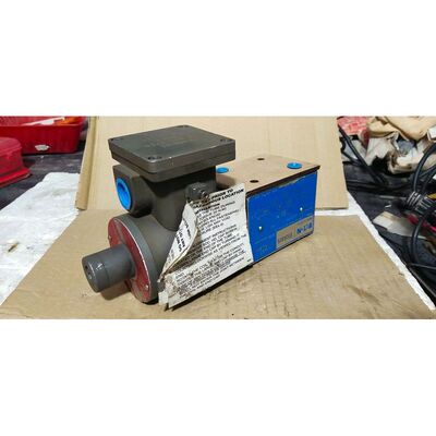 E.T.N Vickers 液压阀 DG4V4-012A 电磁阀 FD12-378-10 24VDC 控