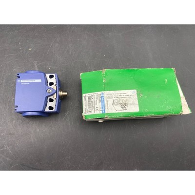 TELEMECANIQUE OSISWITCH XCKT2110P16 LIMIT SWITCH
