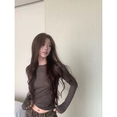 高级感chic别致咖色打底长袖T恤女早秋韩系内搭修身显瘦短款上衣