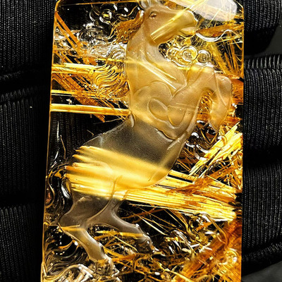 魅晶天然水晶钛晶花生肖马吊坠