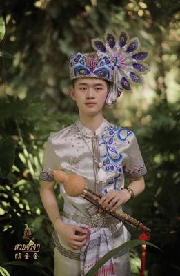 傣族男士葫芦丝演出服