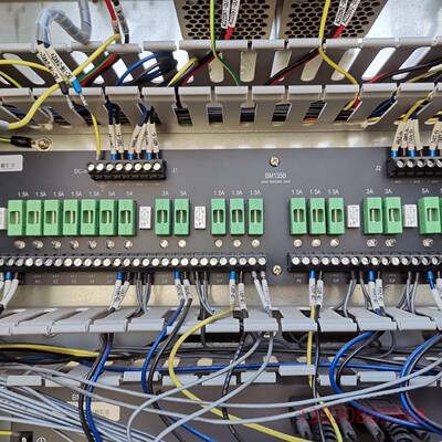 可维修科远底座BM135B 拆机9成新 外观完整无磕