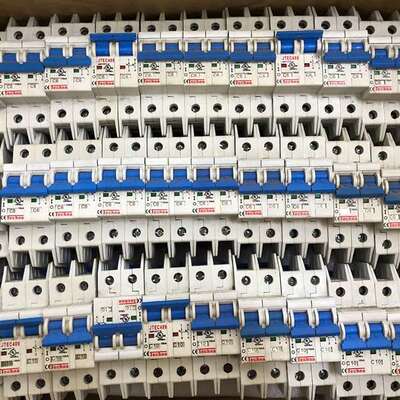 可维修英国Techna断路器 6A 10A 16A 现货