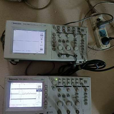 可维修闲置两台泰克示波器，TDS1001，TDS1001B，