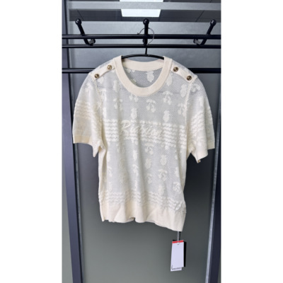 通勤百搭圆领镂空针织短袖上衣