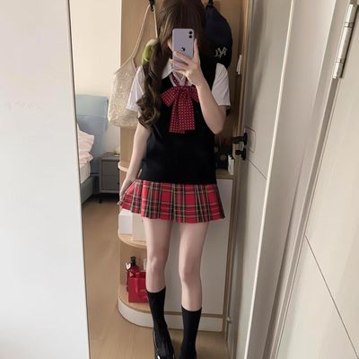胖MM大码日系jk制服针织衫JK马甲纯色套装背心学院风白色上衣格裙