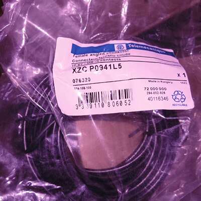 议价施耐德XZCP0941L5数据线
