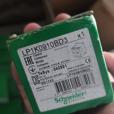 议价施耐德LP1K0910BD3，24V DC，全新带包装，29