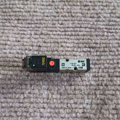 议价SMC VJ3133T-6LOZ-X44电磁阀 17个可
