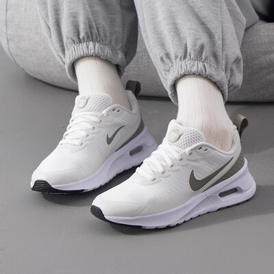 Nike耐克低帮运动休闲鞋